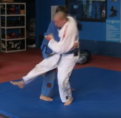 The Best BJJ Sweeps List for Beginners – Dojo Mart